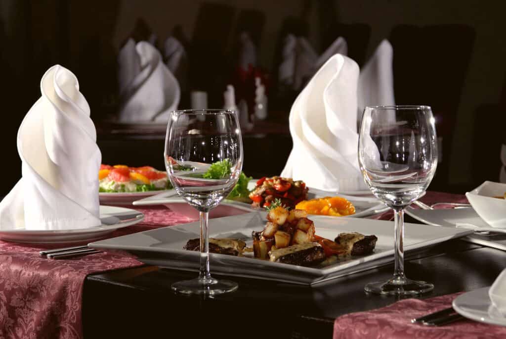 16 Rules of Fine Dining Etiquette: Master the Art of Dining