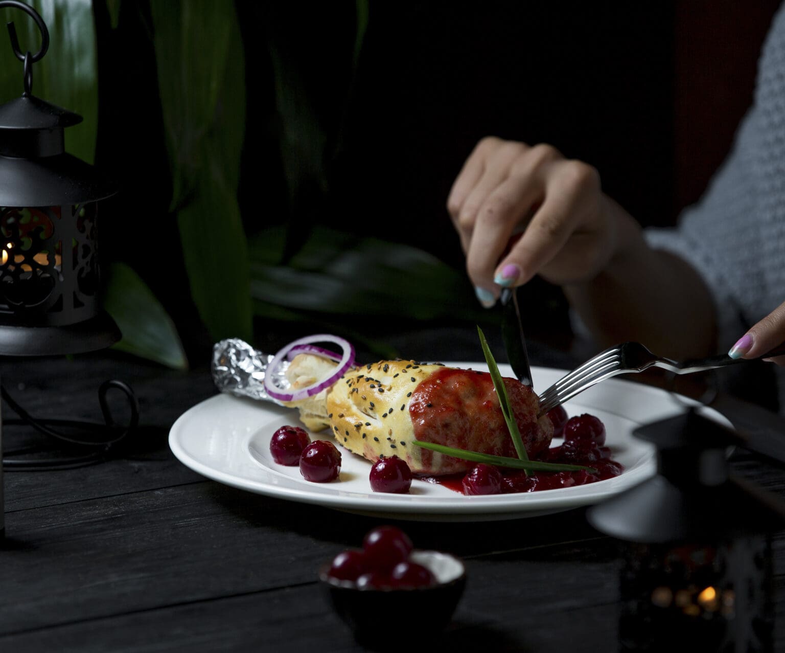 16 Rules of Fine Dining Etiquette: Master the Art of Dining