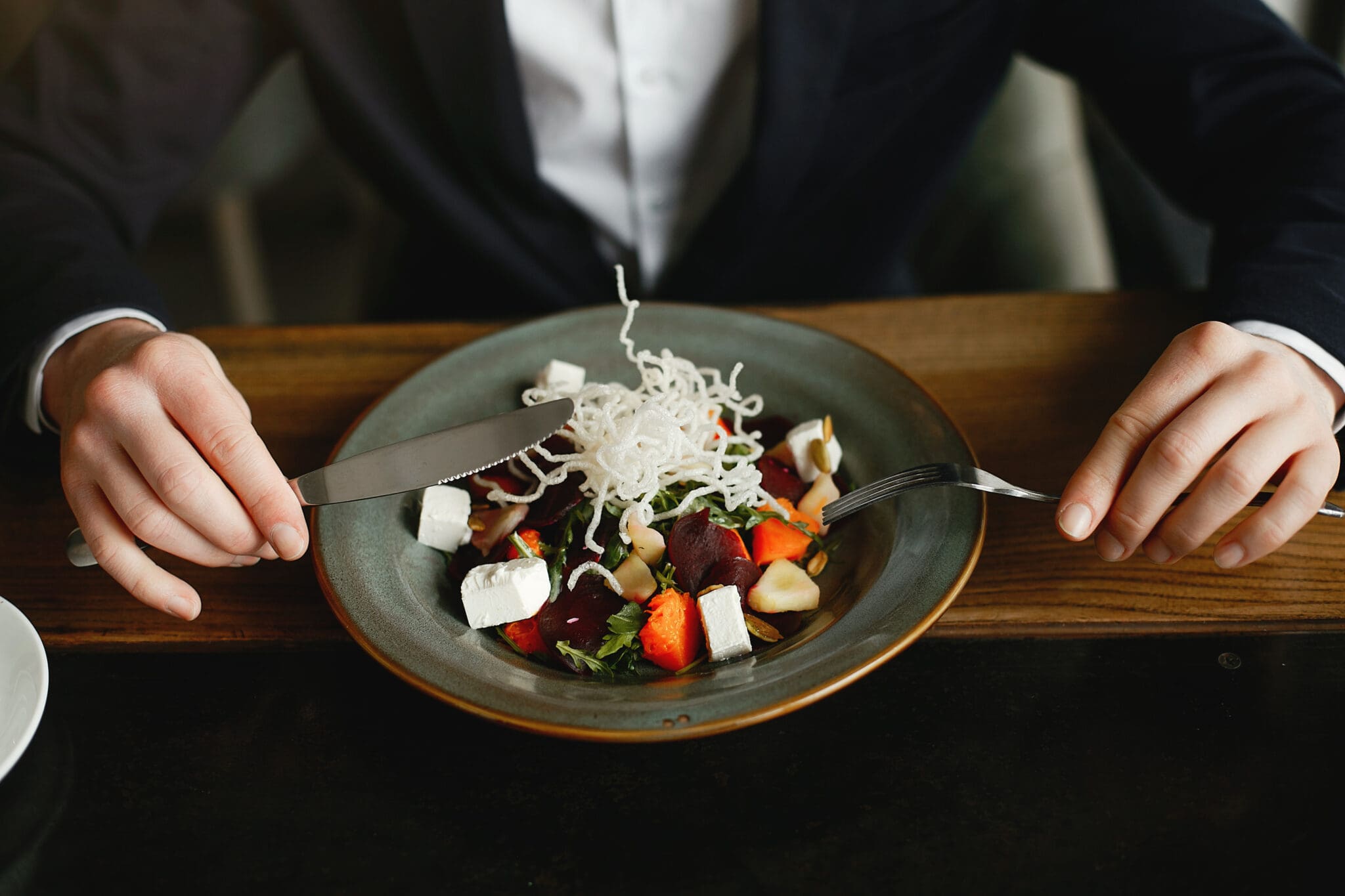 16 Rules of Fine Dining Etiquette: Master the Art of Dining